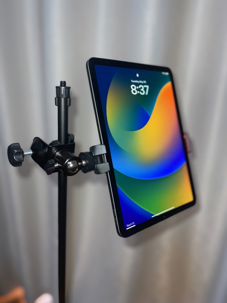 Compact Universal Mobile Device Holder - MDC01 - Journey Instruments ...